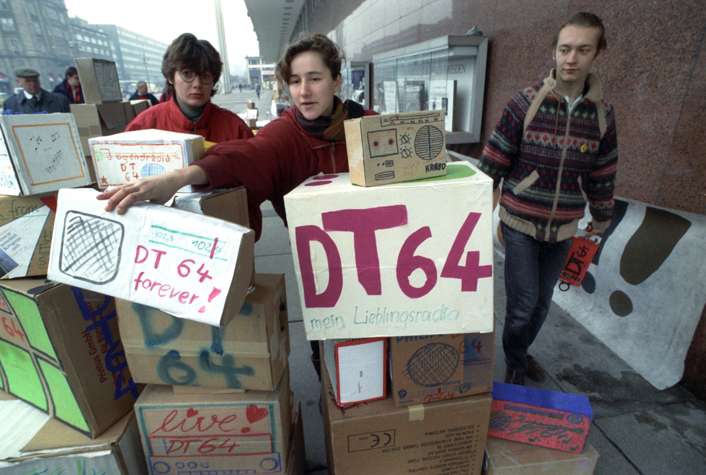 Buch »Power von der Eastside!« – DT64: »Je unruhiger die Zeiten, desto unruhiger wurden auch wir ...